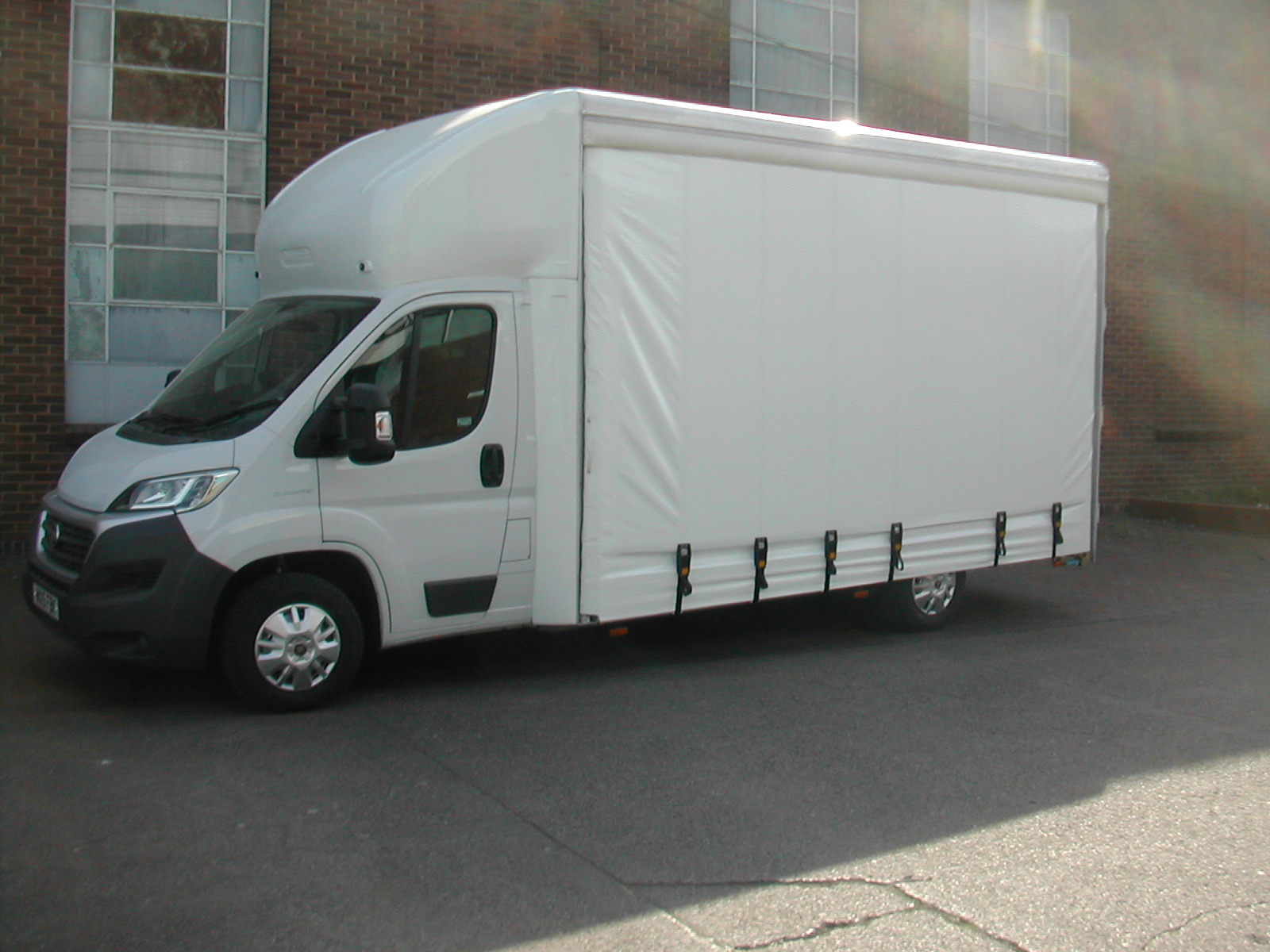 Low Floor Curtainside
